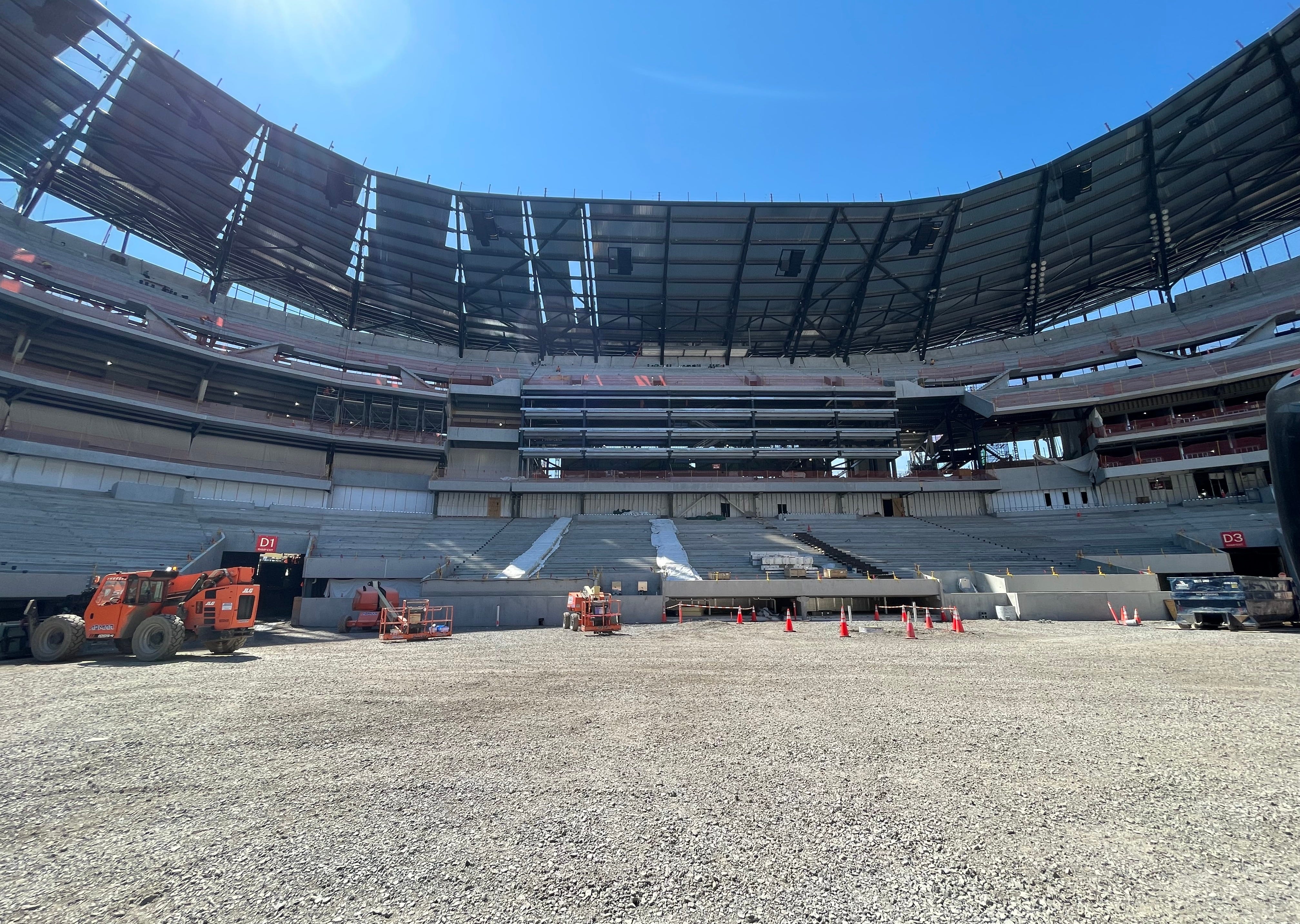 Estadio En Orchard Gov. Hochul Supports Keeping New Buffalo Bills